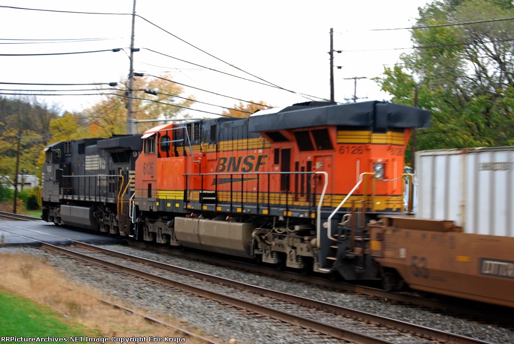 Closer shot of BNSF 6126